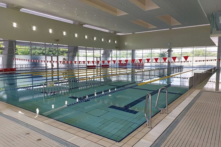 【大阪】市民プールおすすめ5選！大人も楽しめてコスパがいいプールを紹介 | PrettyOnline