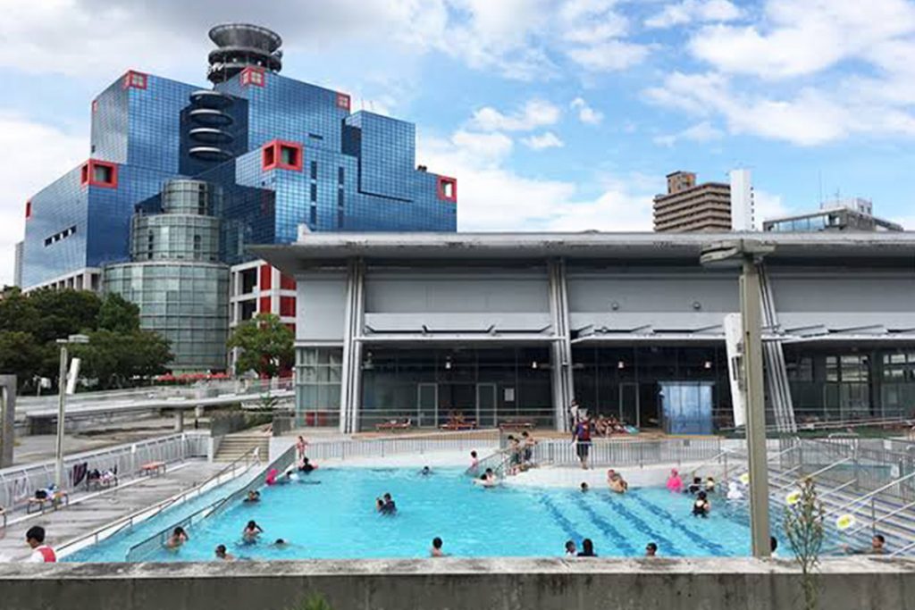 【大阪】市民プールおすすめ5選！大人も楽しめてコスパがいいプールを紹介 | PrettyOnline