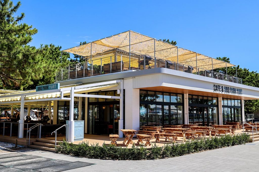 【神戸】須磨海浜公園にオーシャンビューのカフェ＆BBQパークがオープン | PrettyOnline