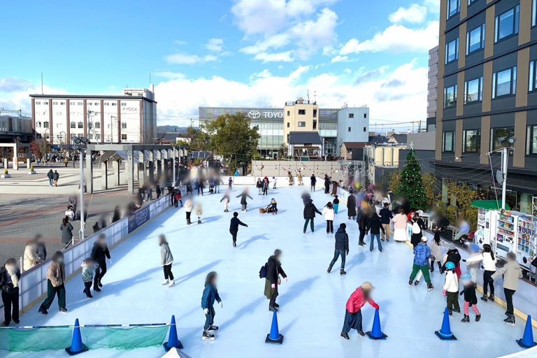 大阪周辺で楽しむアイススケート場おすすめ7選！アクセスや料金も紹介 | PrettyOnline