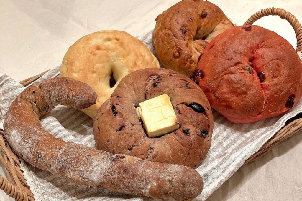 【新大阪】おいしいパン屋さん9選！駅構内や改札外周辺の人気店を紹介 | PrettyOnline